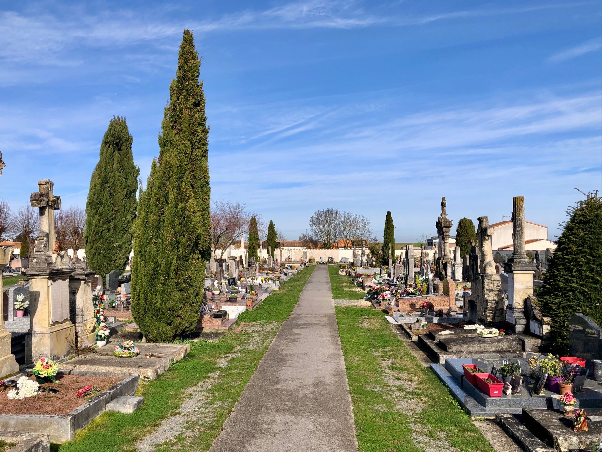 Cimetière municipal - Site officiel de la Mairie de Saint-Xandre
